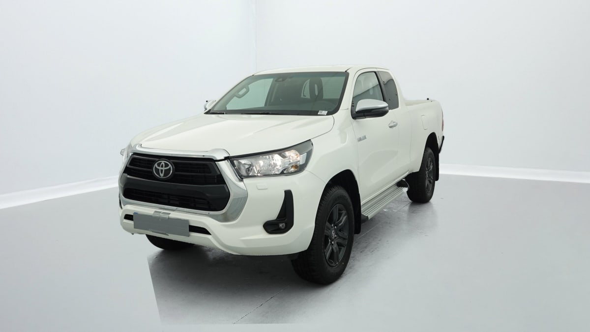 TOYOTA HILUX X-TRA CABINE - HILUX X-TRA CAB 4WD 2.8L 204 D-4D LEGENDE - MEA Automobile